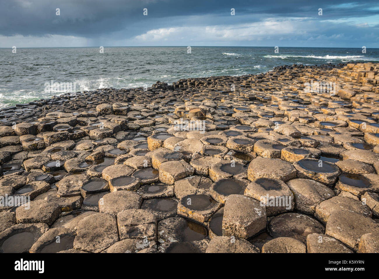 Giant’s causeway northern island hi-res stock photography and images ...