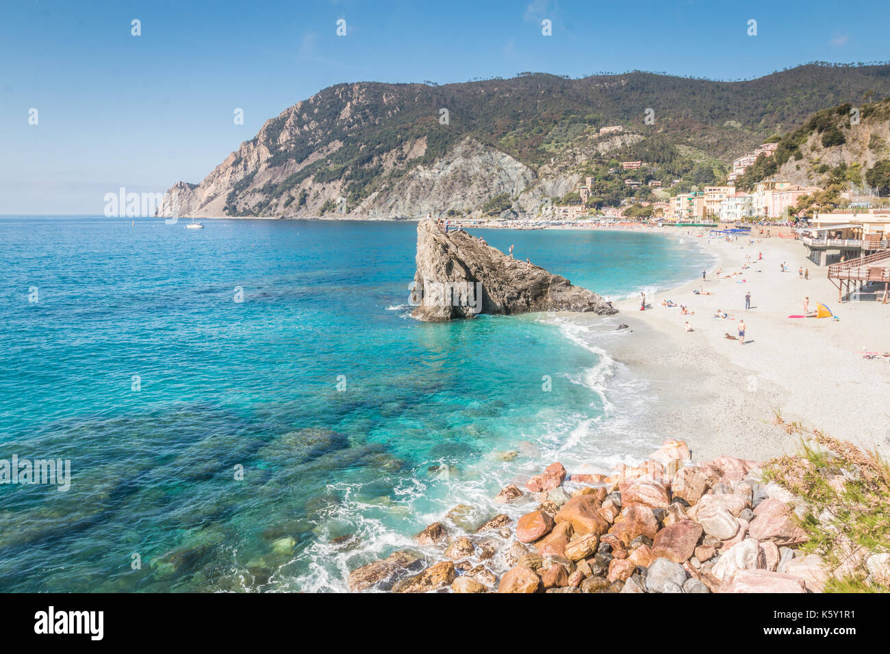 Monterosso al Mare beach, Cinque Terre, Italy Stock Photo - Alamy