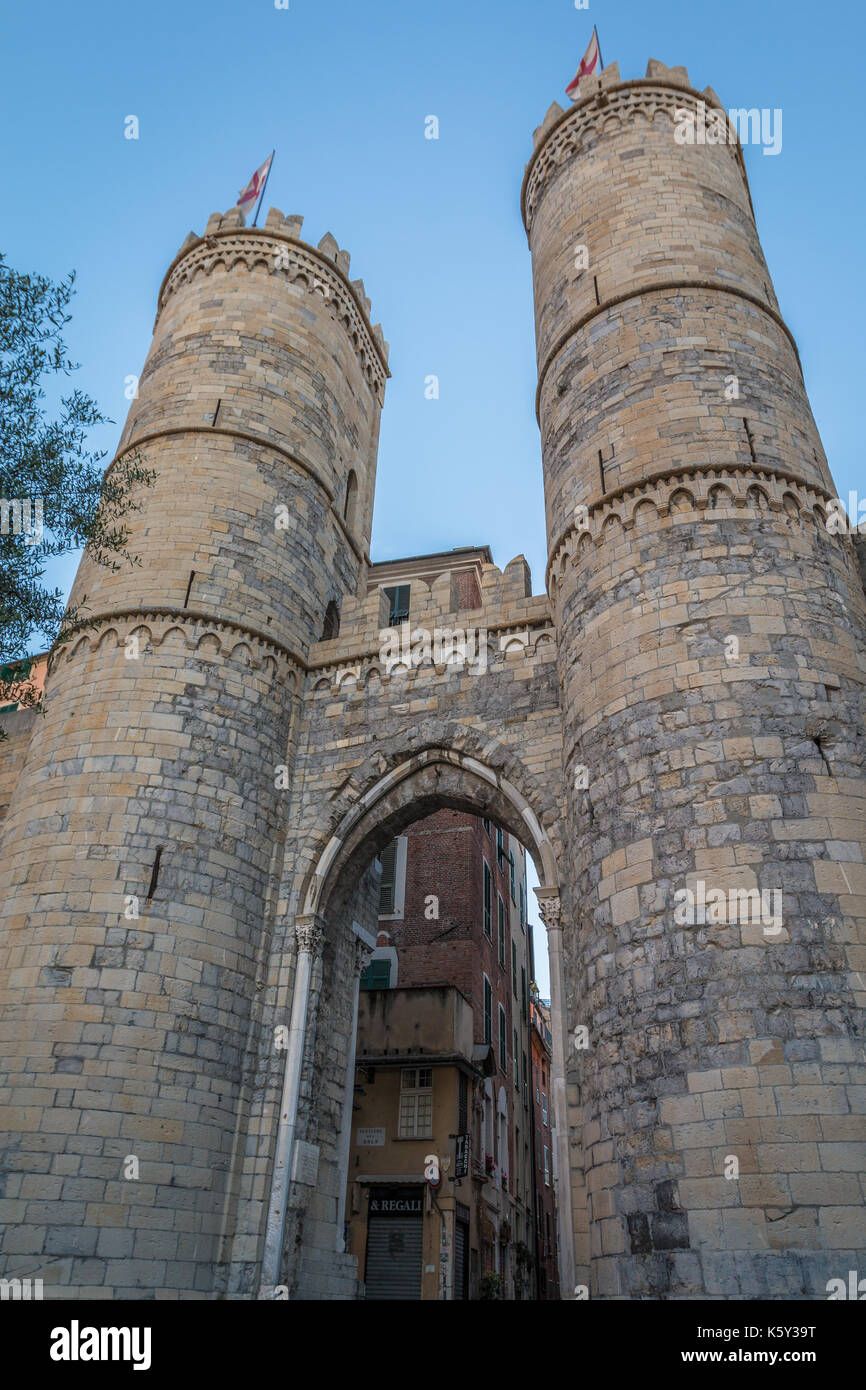 Tower and gate hi-res stock photography and images - Alamy