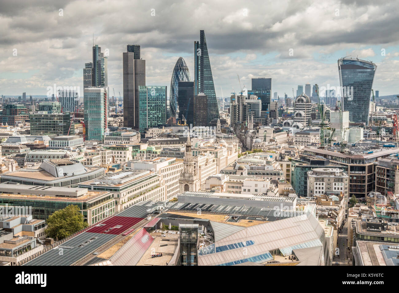 Uk london skyline hi-res stock photography and images - Alamy