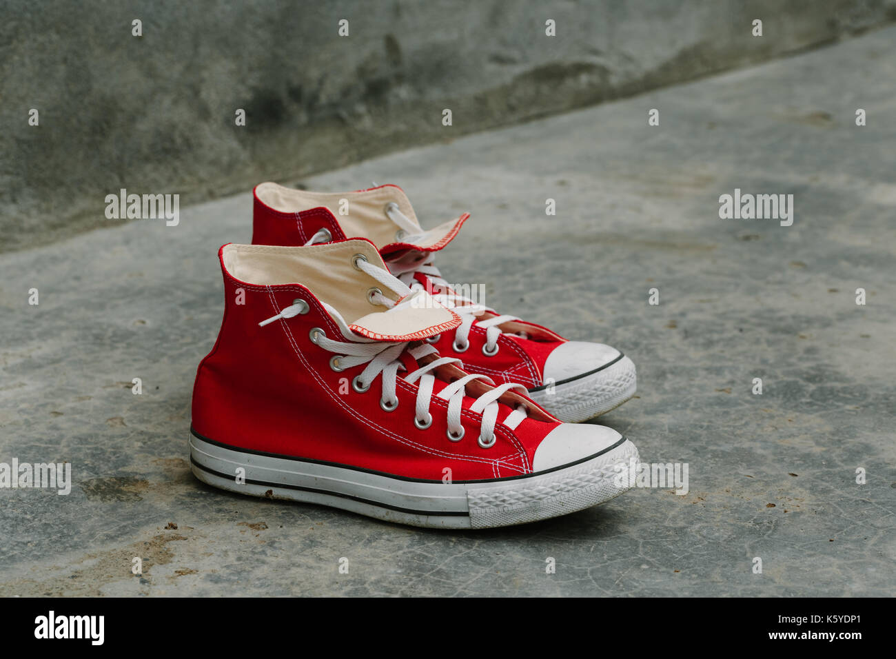 Red light shoes hi-res stock photography and images - Alamy