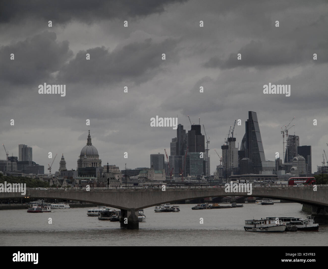 Itn building london hi-res stock photography and images - Alamy