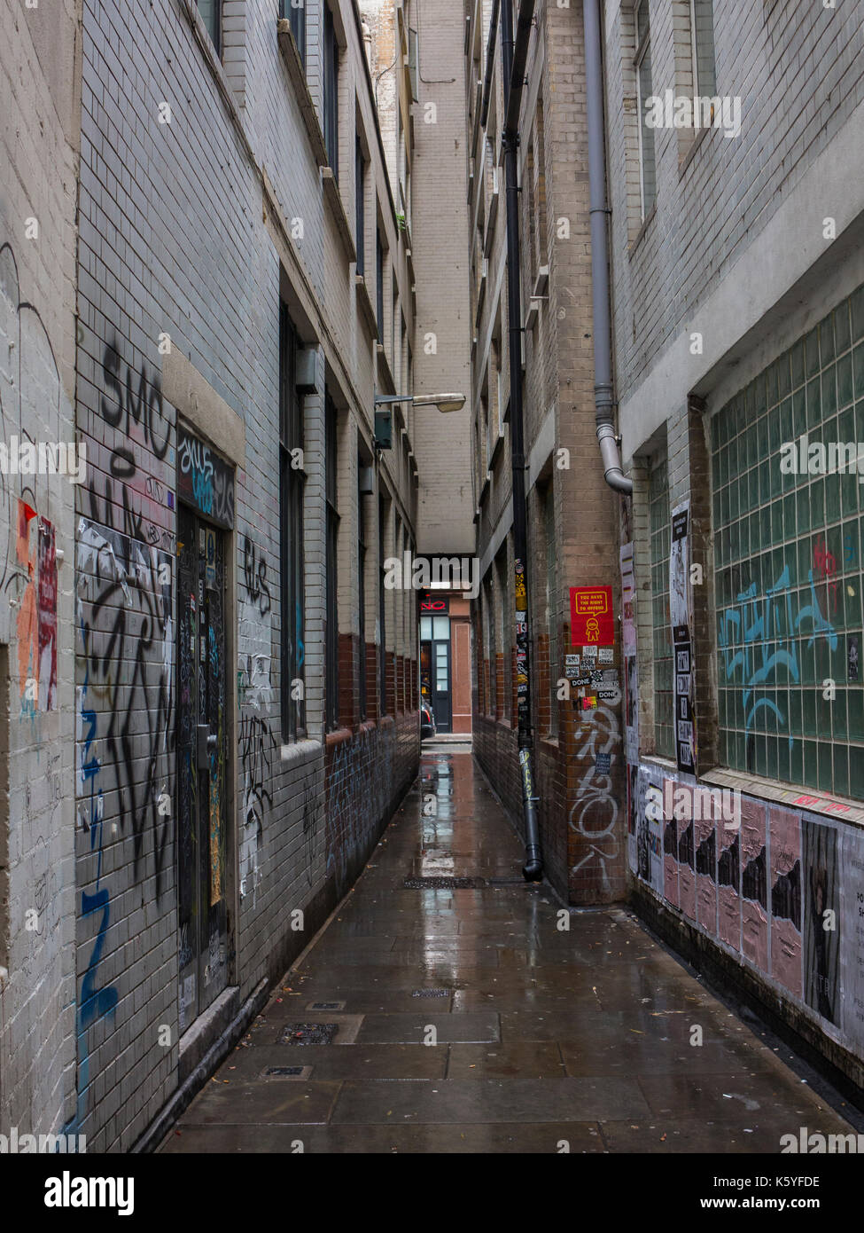 A narrow alleyway in Soho, London Stock Photo - Alamy