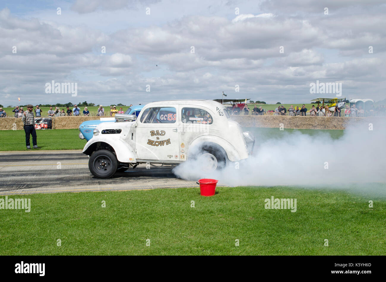 Drag racing 1950s hi-res stock photography and images - Alamy