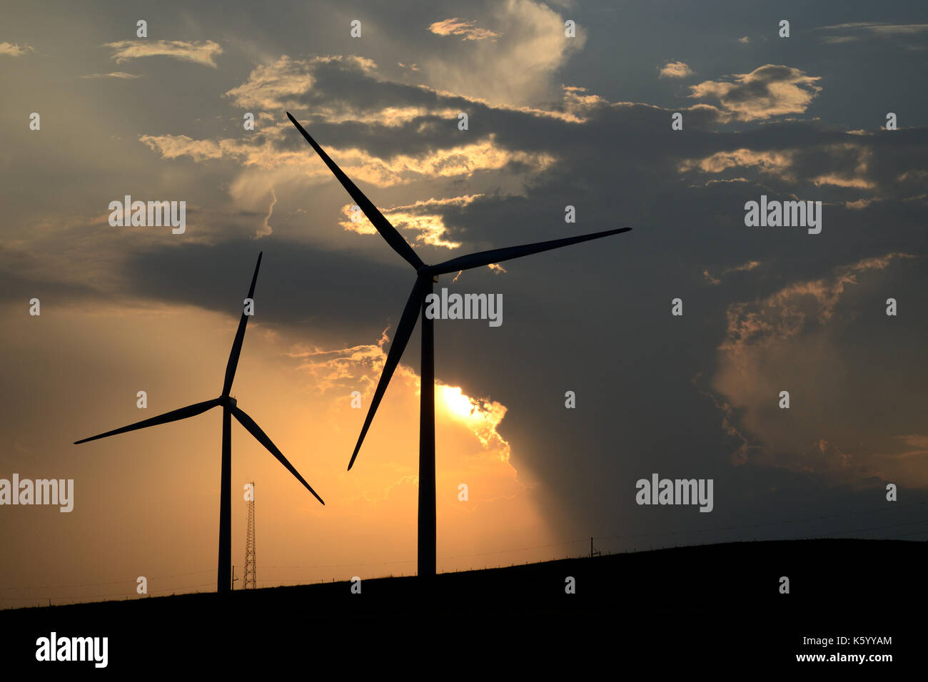 Wind turbines and sunset hi-res stock photography and images - Alamy
