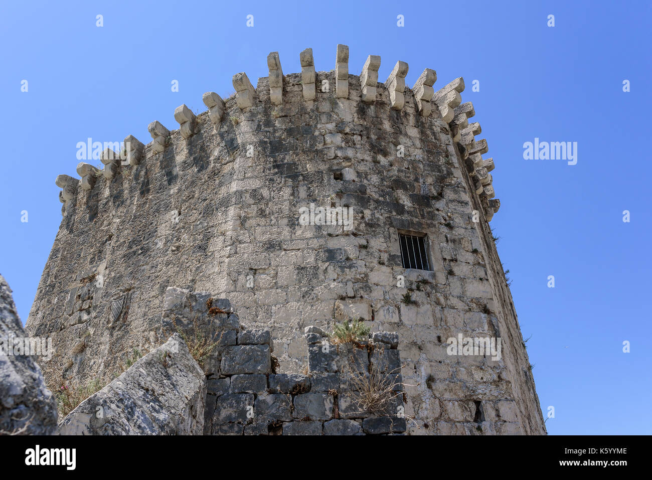 The walls of the old stone fortress Stock Photo - Alamy