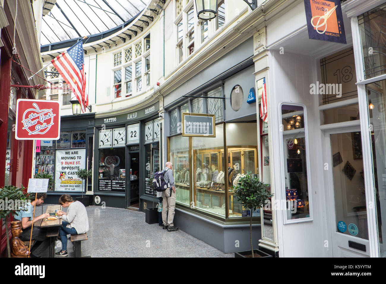 High street arcade cardiff hi-res stock photography and images - Alamy