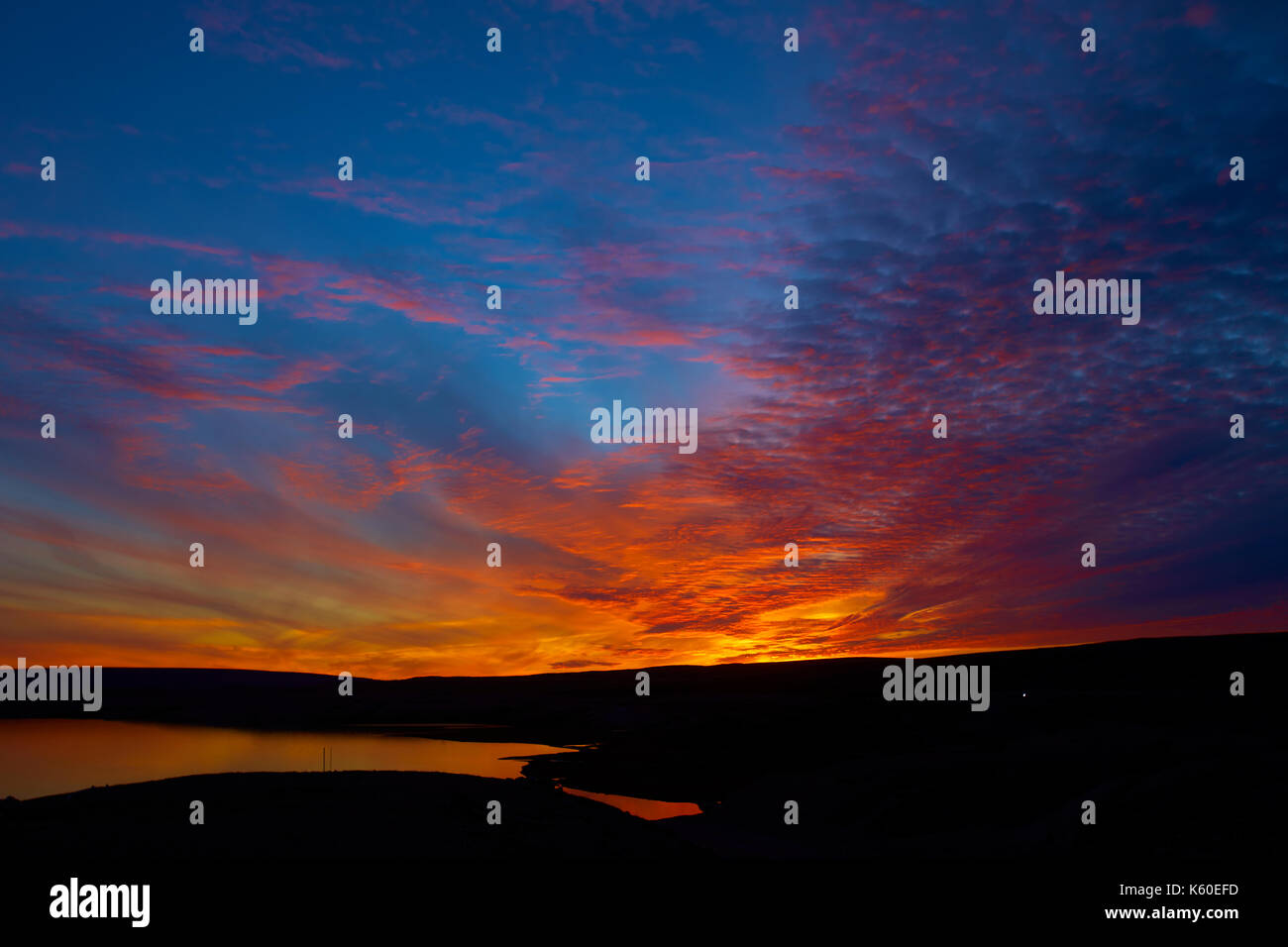 Setting Midnight Sun High Resolution Stock Photography and Images - Alamy