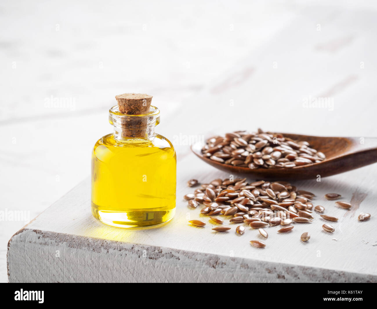 Flaxseed Oil Stock Photos & Flaxseed Oil Stock Images - Alamy