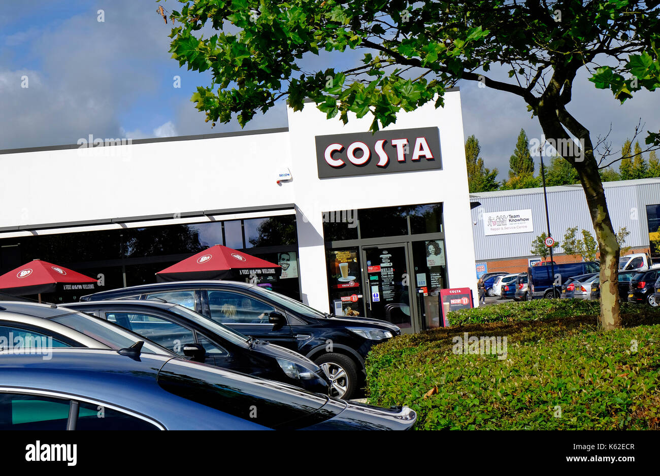 Costa coffee store hi-res stock photography and images - Alamy