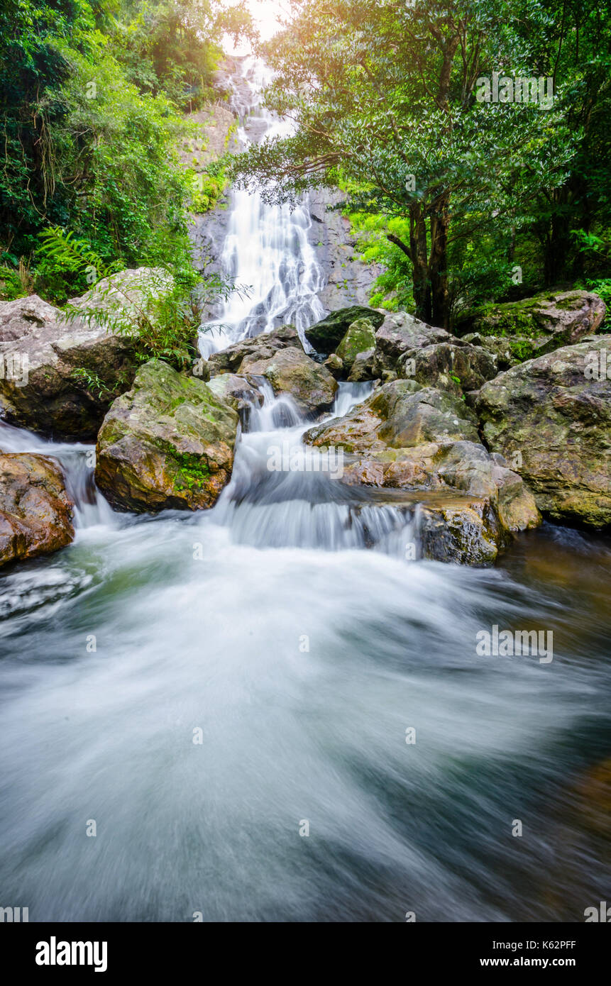 Amazing beautiful waterfalls at Sarika Waterfall in Nakhonnayok ...