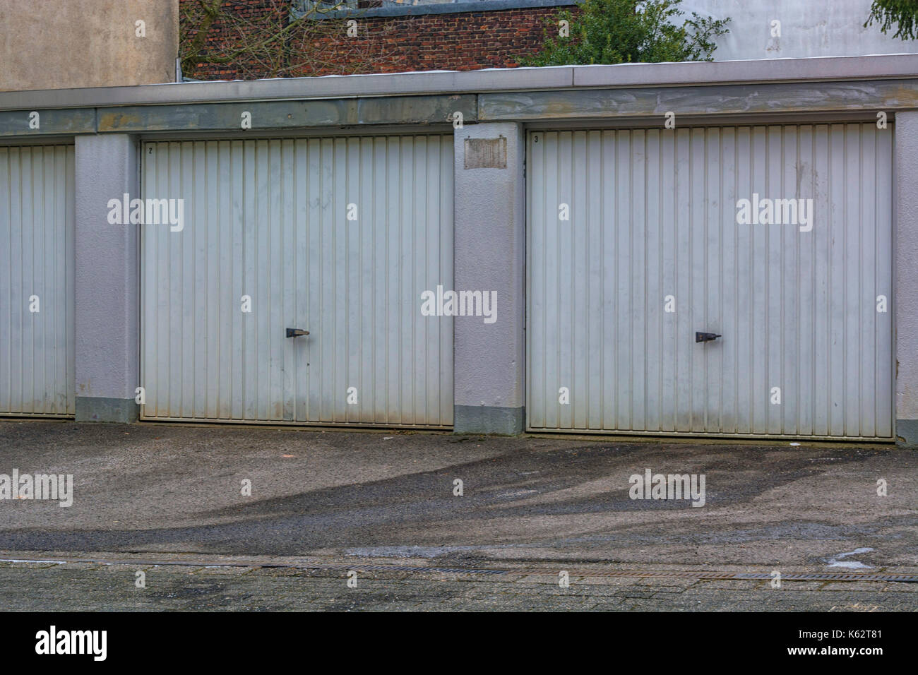 Car rows garages. Car garage with closed gates Stock Photo - Alamy