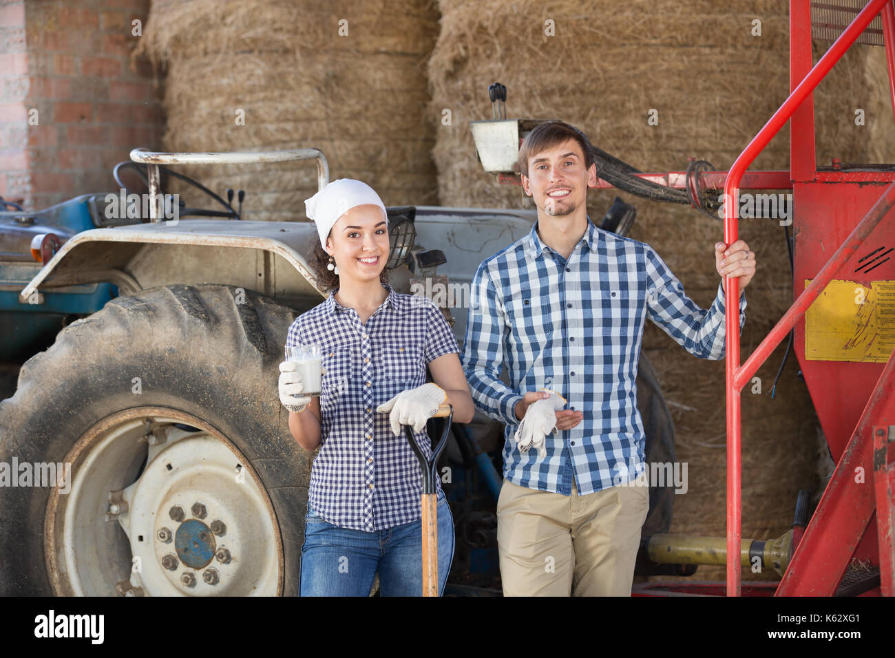 Farmer worker taking rest hi-res stock photography and images - Alamy