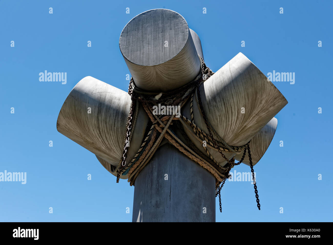 Monumento ? Resist?ncia Antifascista, Setubal, Portigal Stock Photo - Alamy
