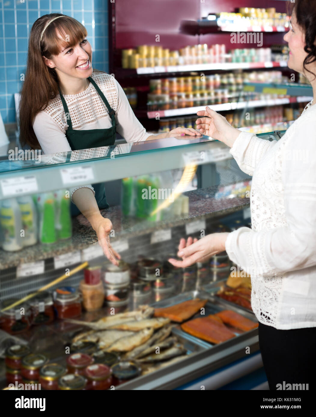 Caviar display hi-res stock photography and images - Alamy