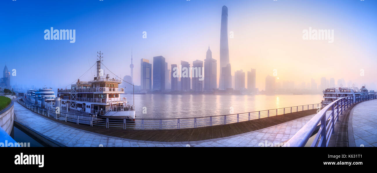 Night shanghai bay downtown reflection hi-res stock photography and ...