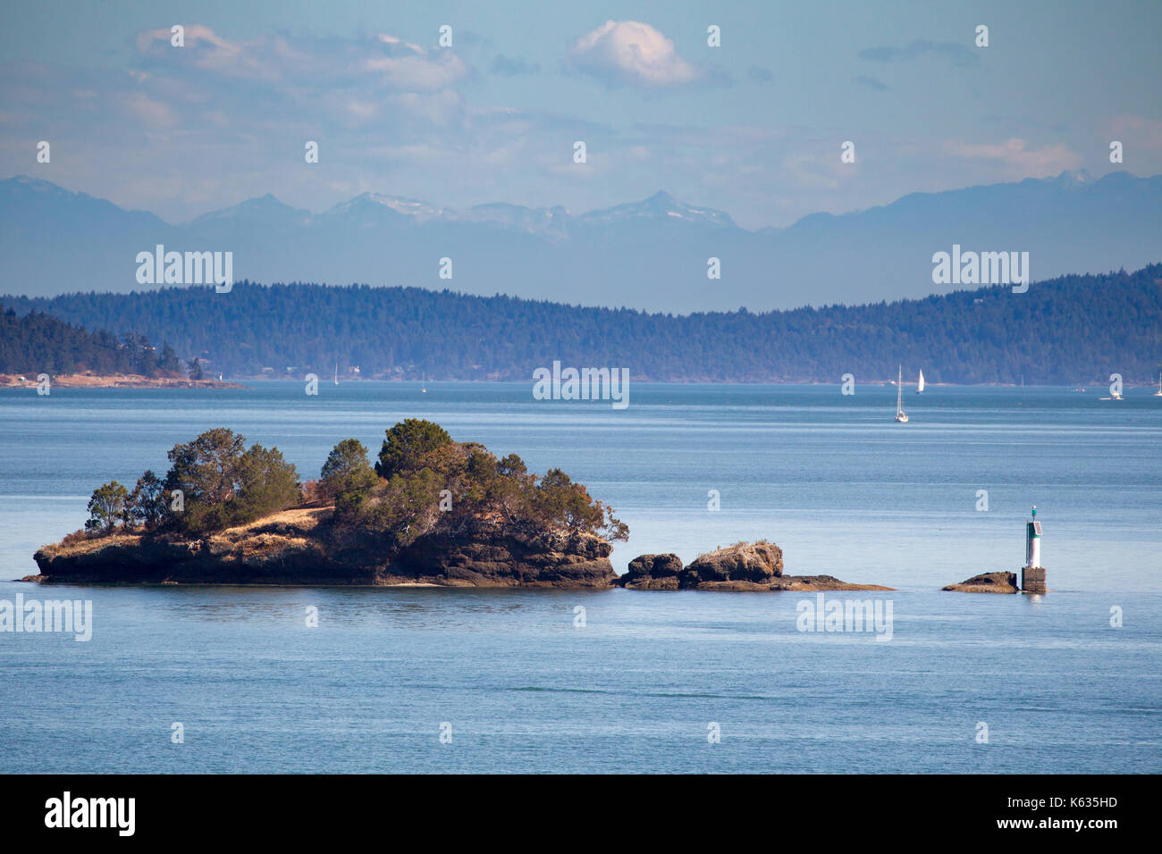 Canada island hi-res stock photography and images - Alamy