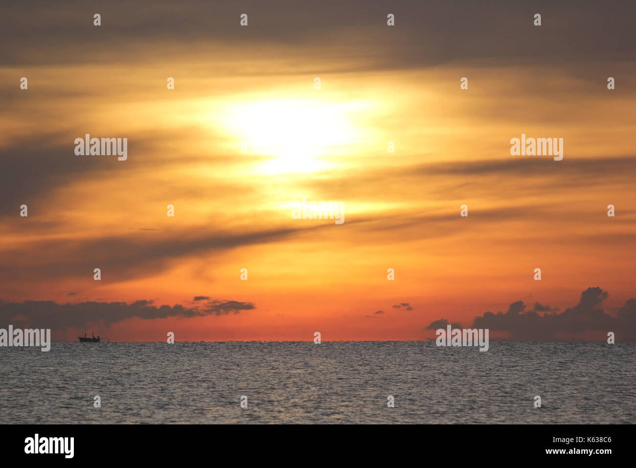 landscape view of peaceful ocean with beautiful sky background Stock ...