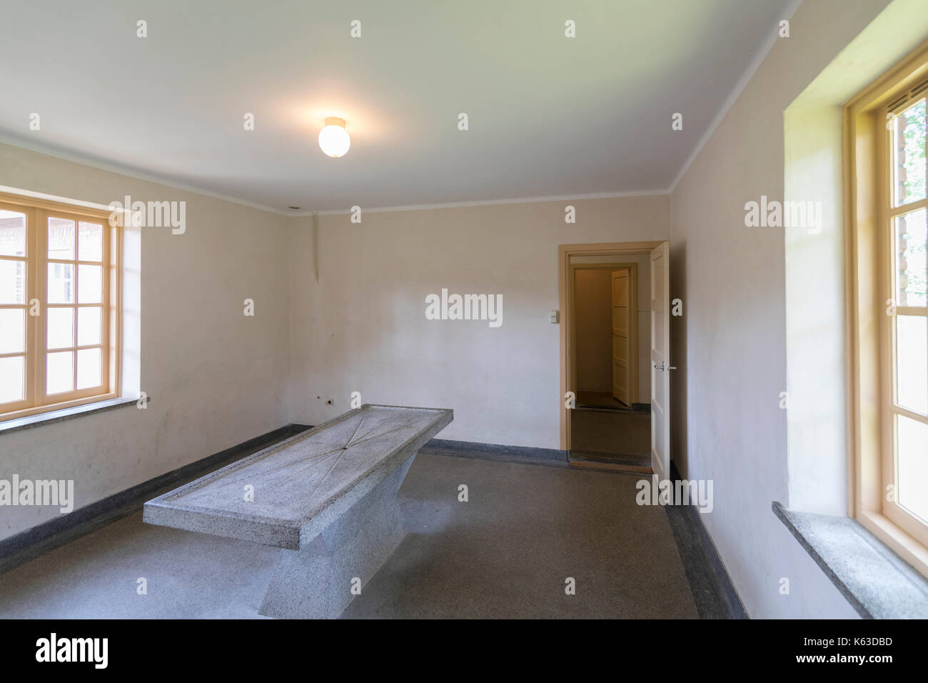 Autopsy examination hi-res stock photography and images - Alamy