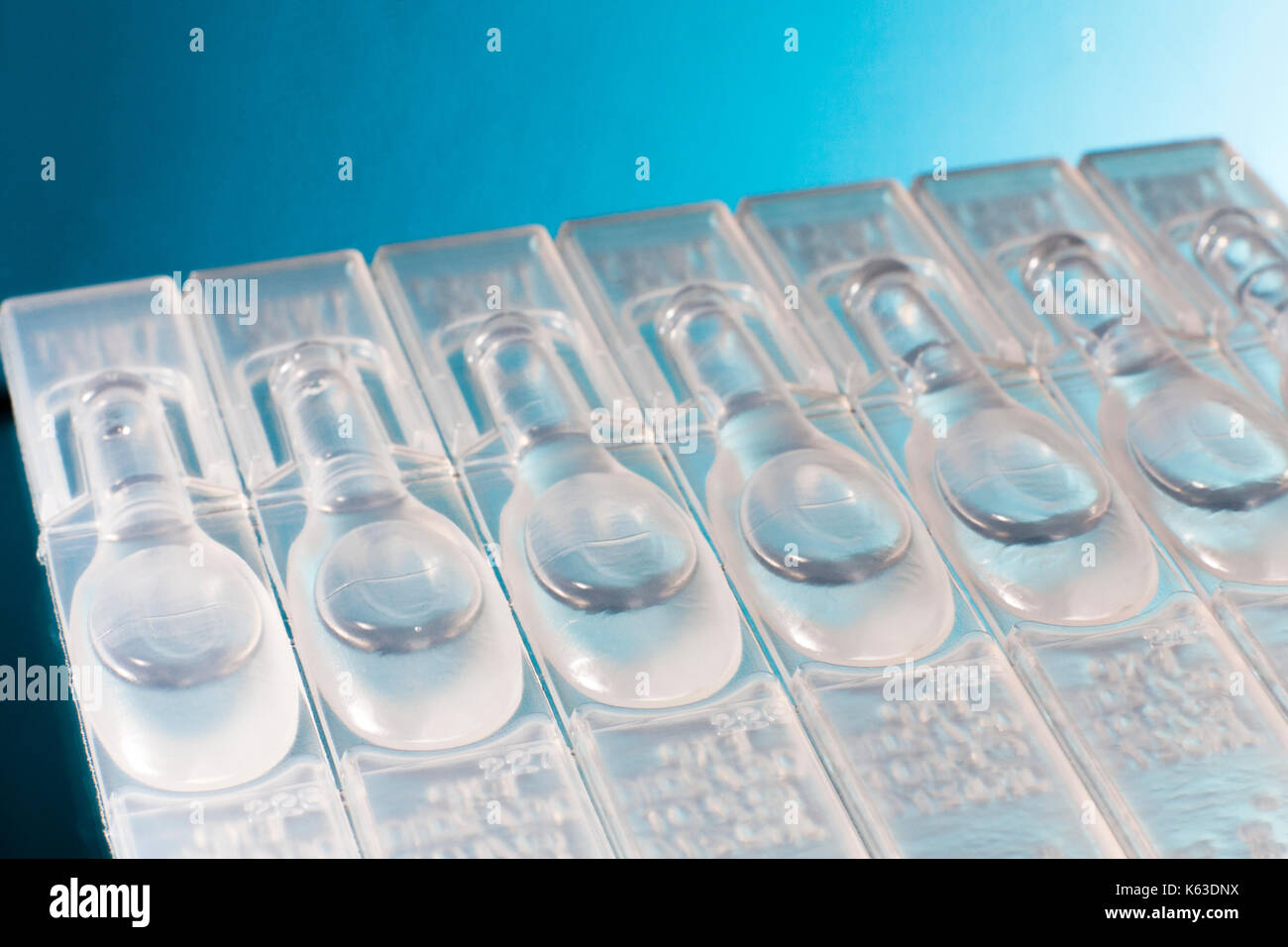 Plastic ampoule hi-res stock photography and images - Alamy