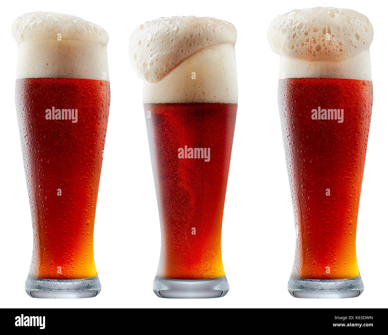 Mug of frosty dark red beer with foam Stock Photo - Alamy