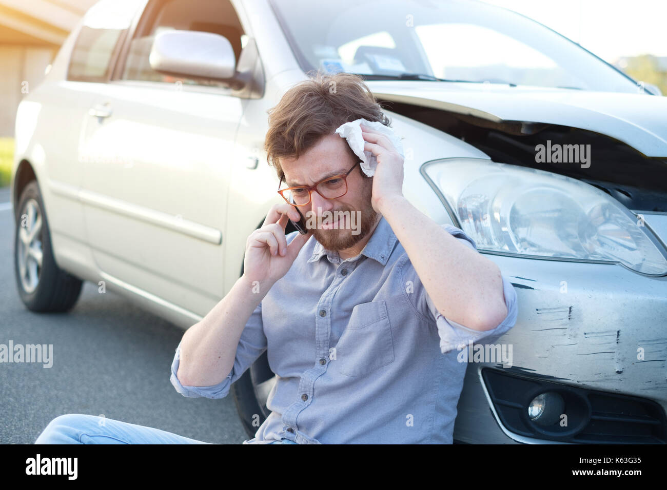 First call of rescue hi-res stock photography and images - Alamy