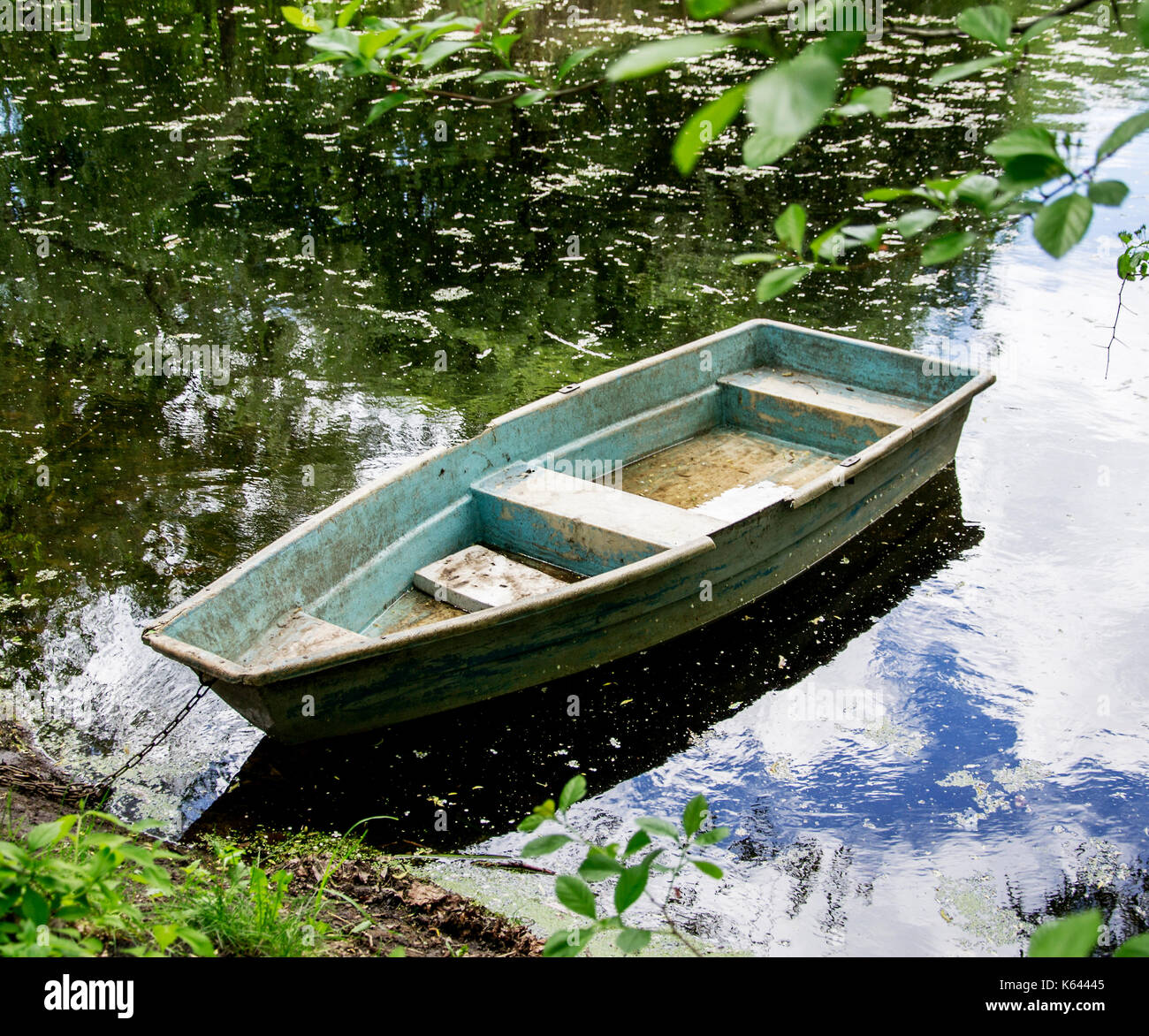 boat on a pond Stock Photo - Alamy
