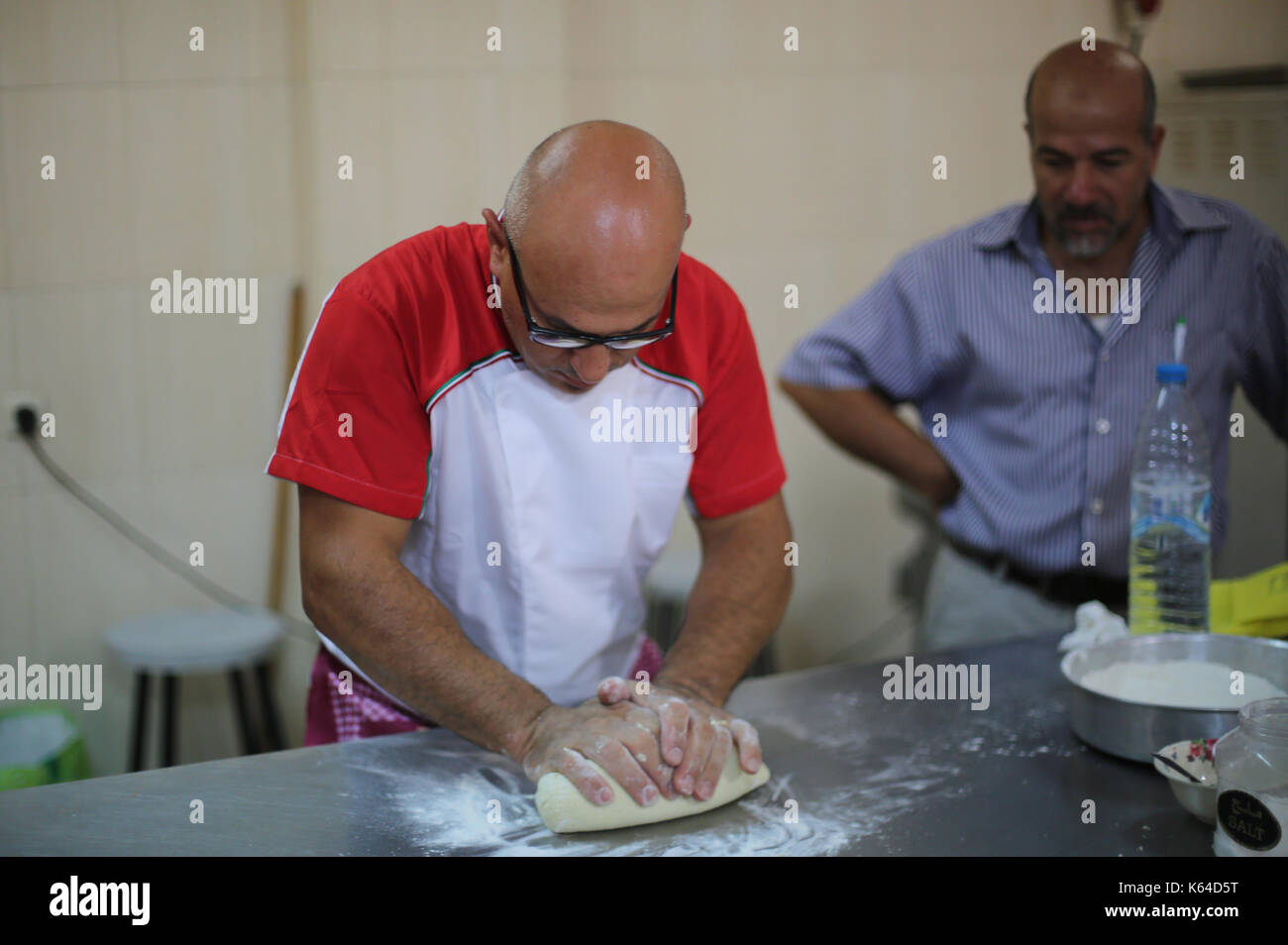 Palestinian chefs hi-res stock photography and images - Alamy