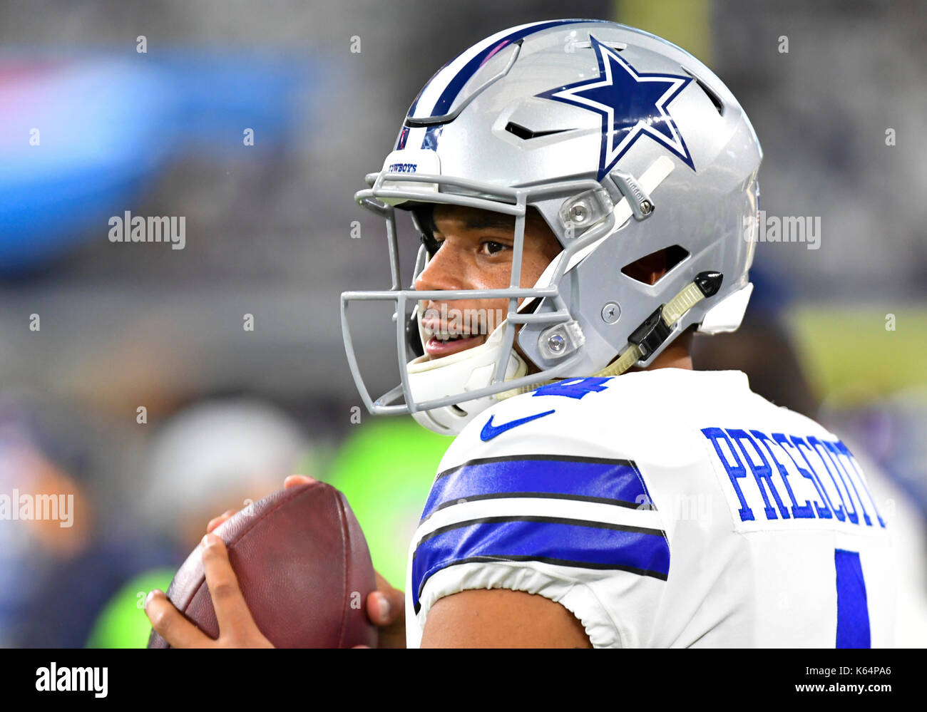 September 10, 2017: Dallas Cowboys quarterback Dak Prescott #4 during ...
