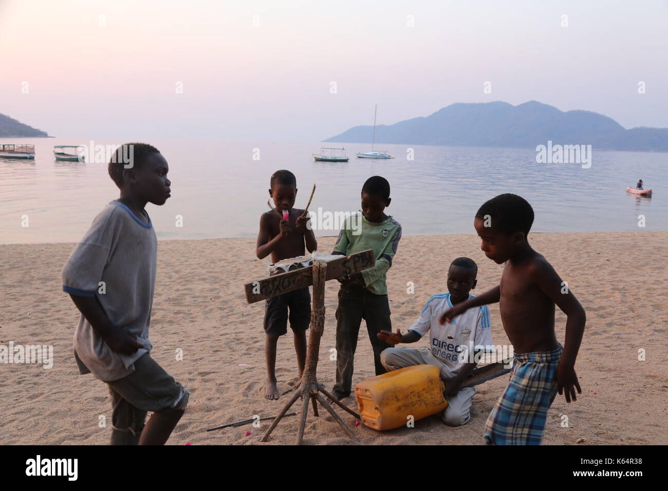 Home made musical instruments hi-res stock photography and images - Alamy