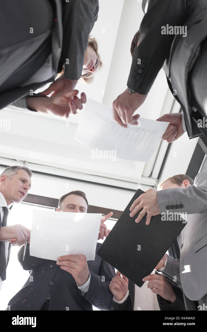 Office briefing serious hi-res stock photography and images - Alamy