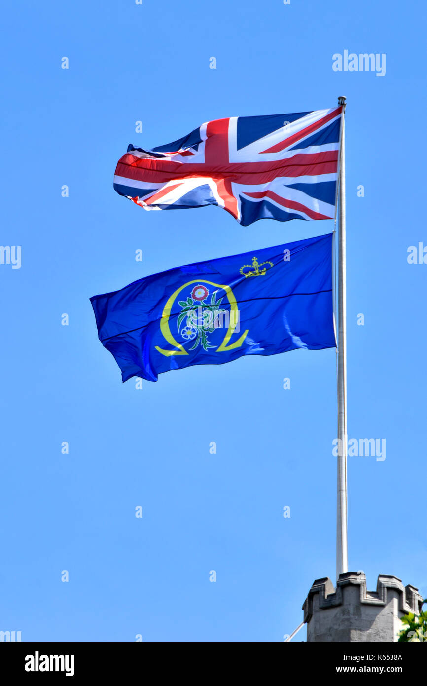 United Kingdom Supreme Court flag flying with Union flag above UK ...