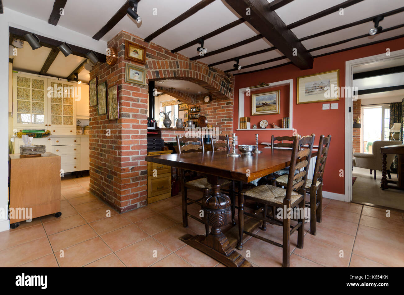 Farmhouse dining room hi-res stock photography and images - Alamy