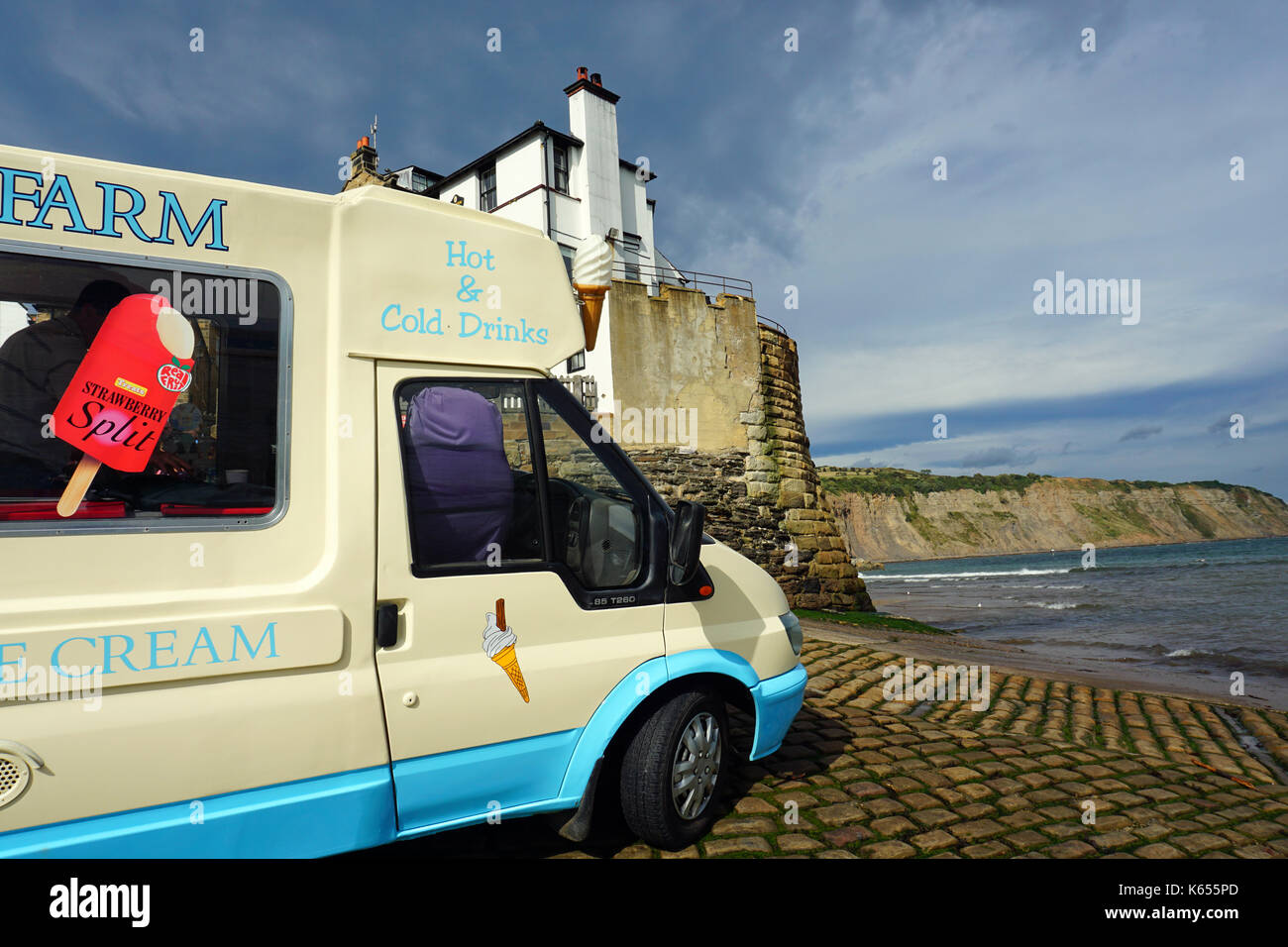 Ice Cream Van Stock Photo - Alamy