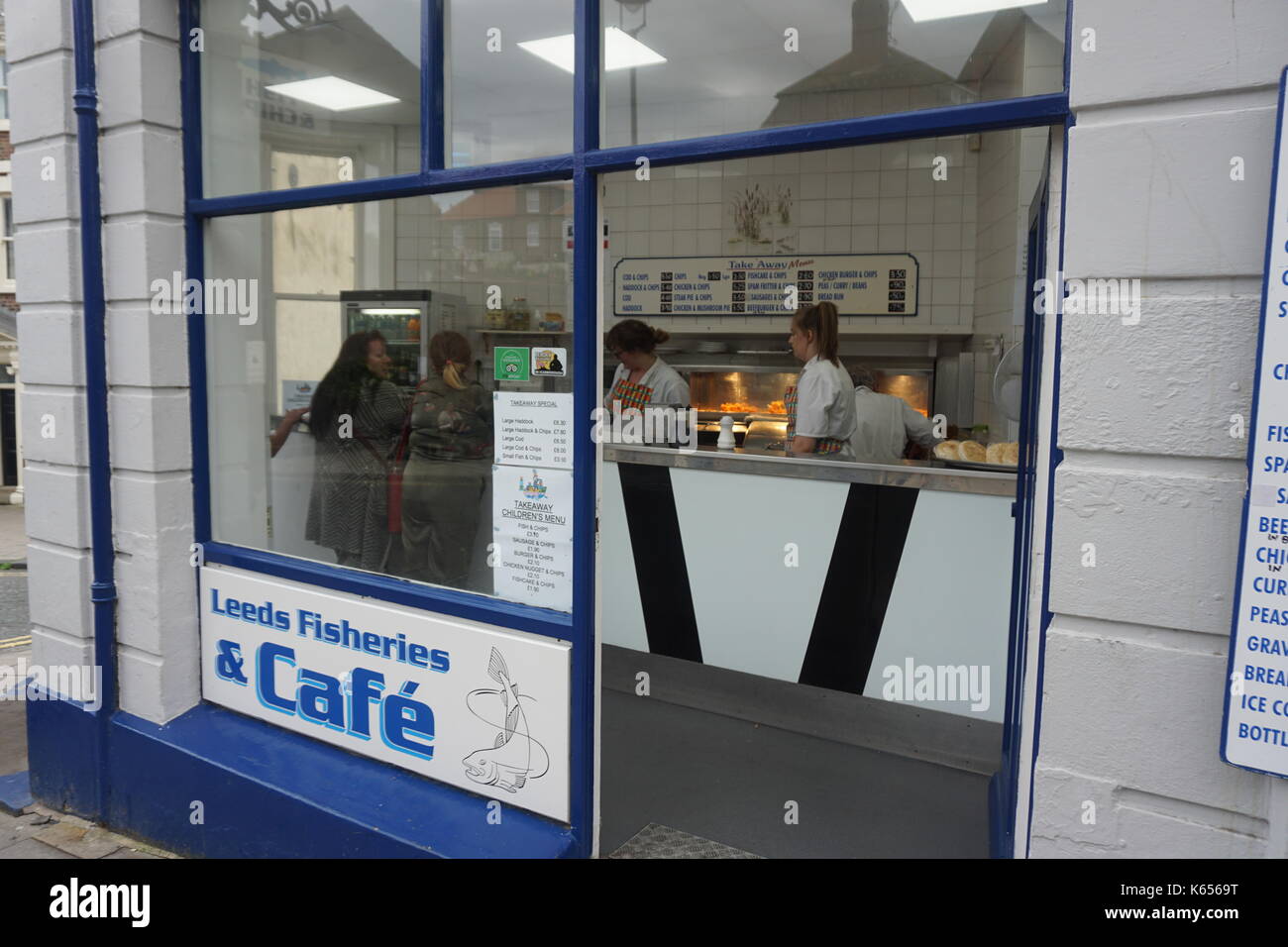 Chippy hi-res stock photography and images - Alamy