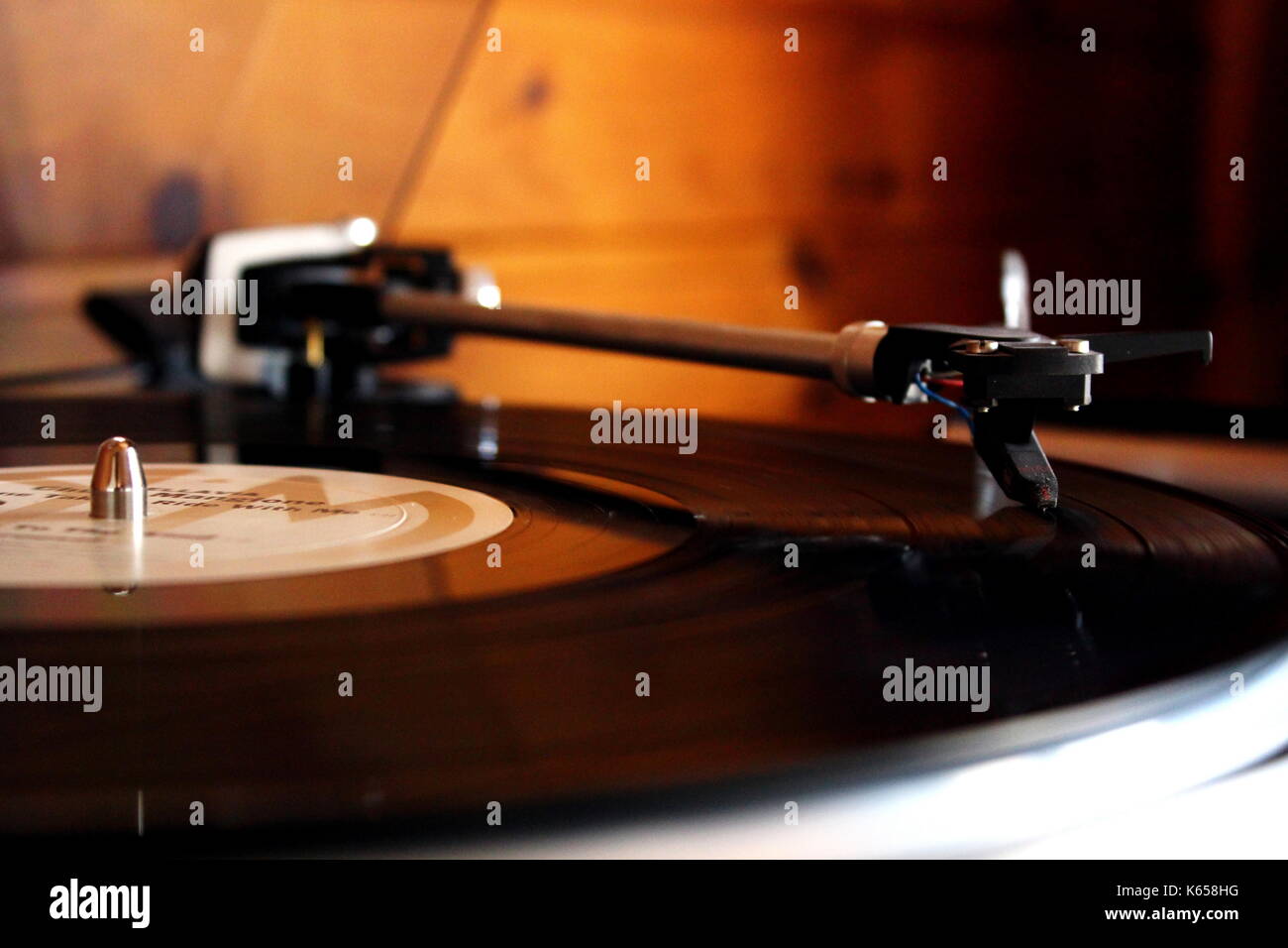 Phonograph tone arm hi-res stock photography and images - Alamy