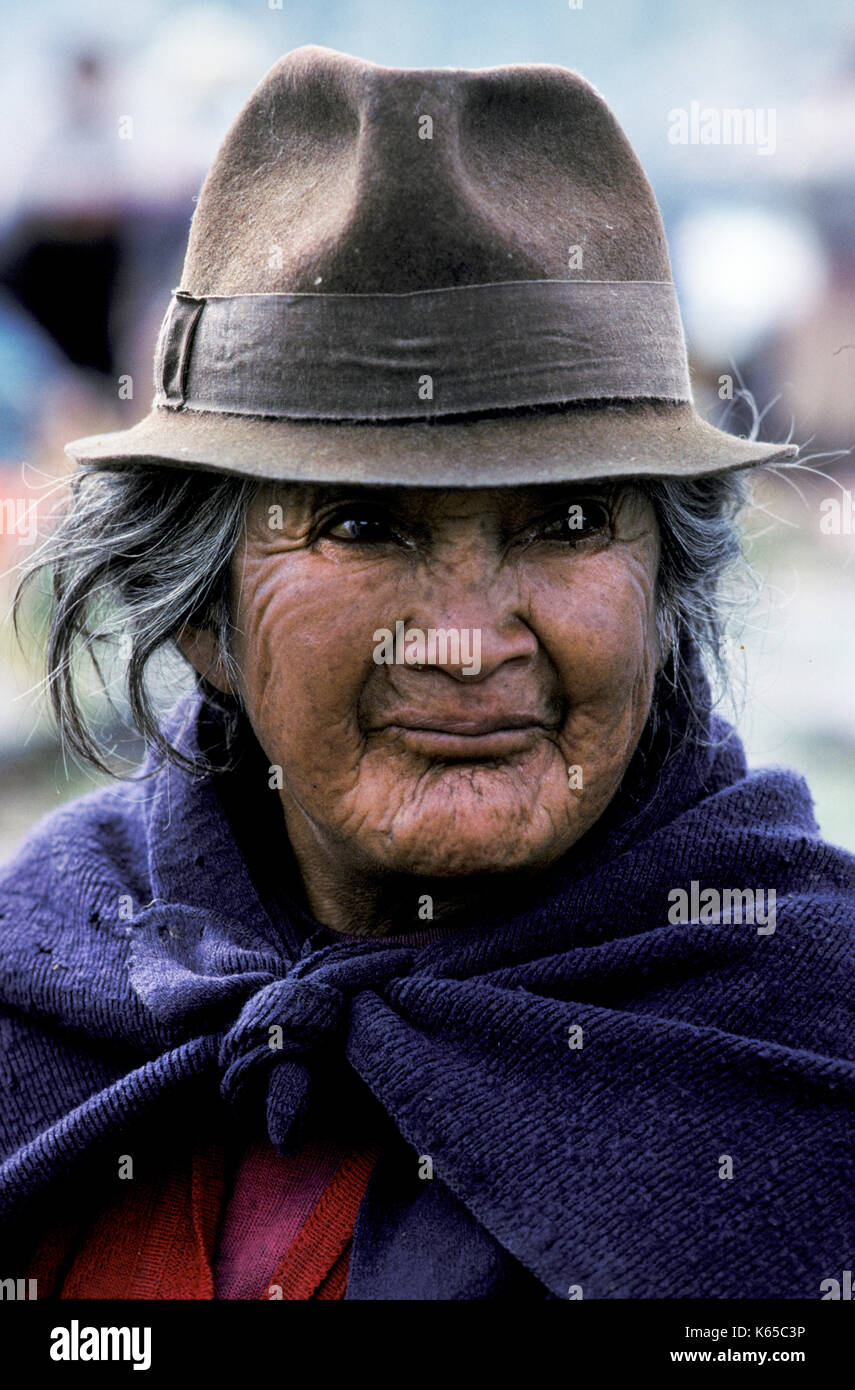 Andean indian hi-res stock photography and images - Alamy