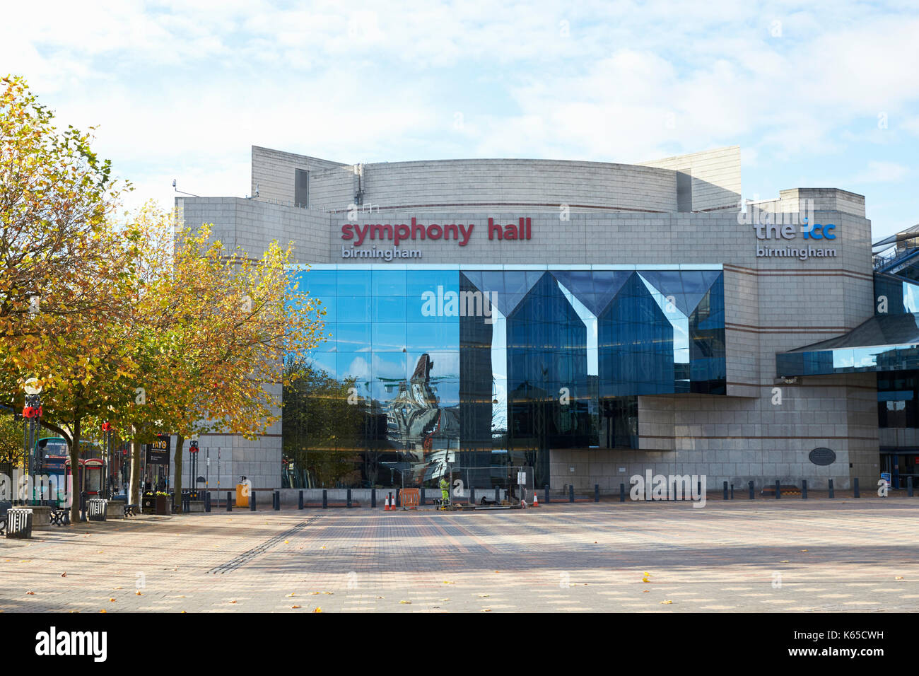 Birmingham symphony hall hi-res stock photography and images - Alamy