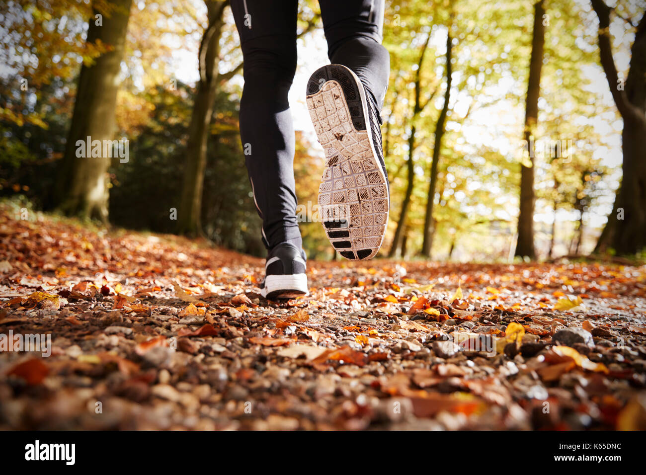 Male runners hi-res stock photography and images - Alamy