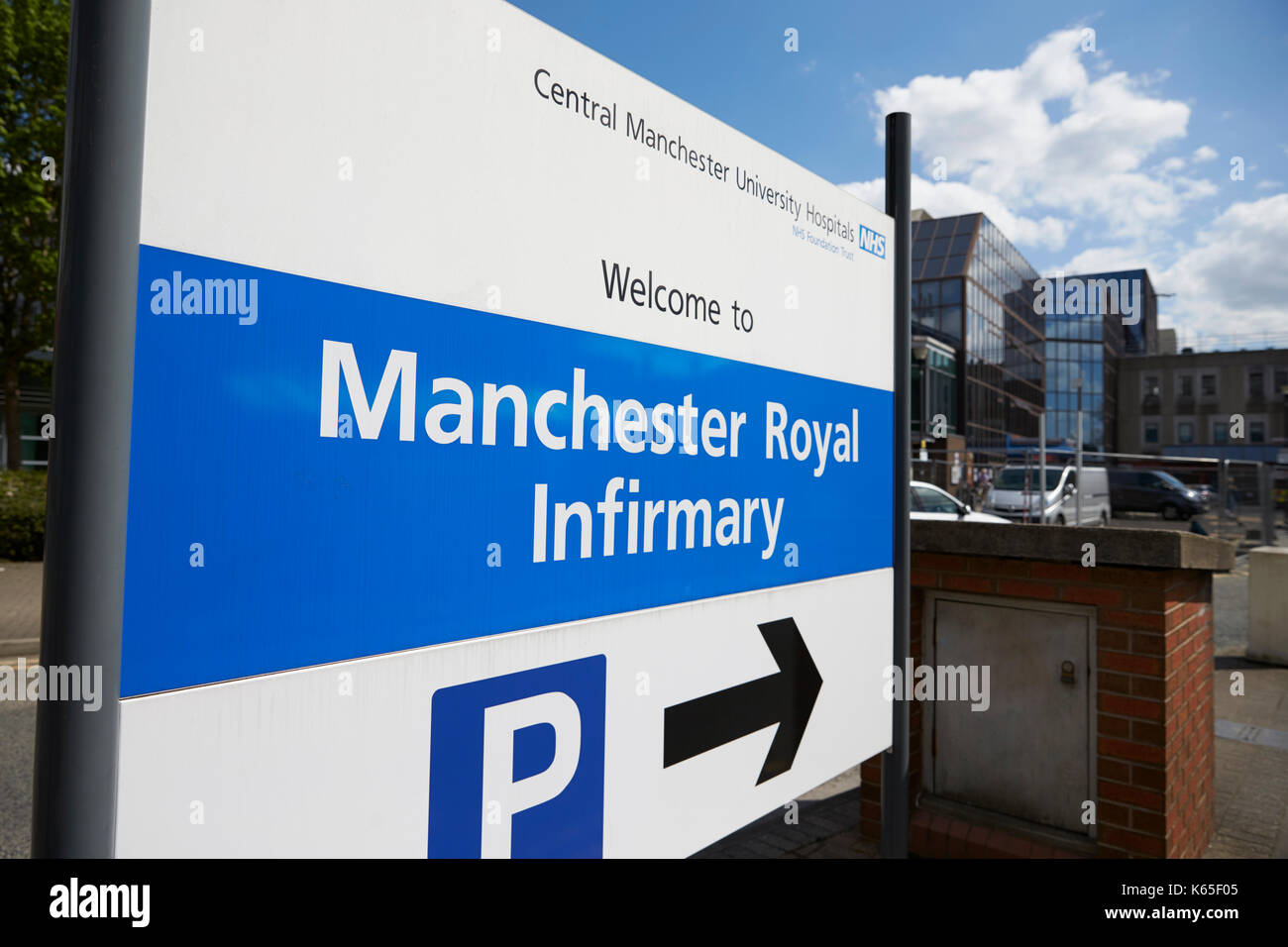 Manchester, UK - 4 May 2017: Sign Outside Manchester Royal Infirmary ...
