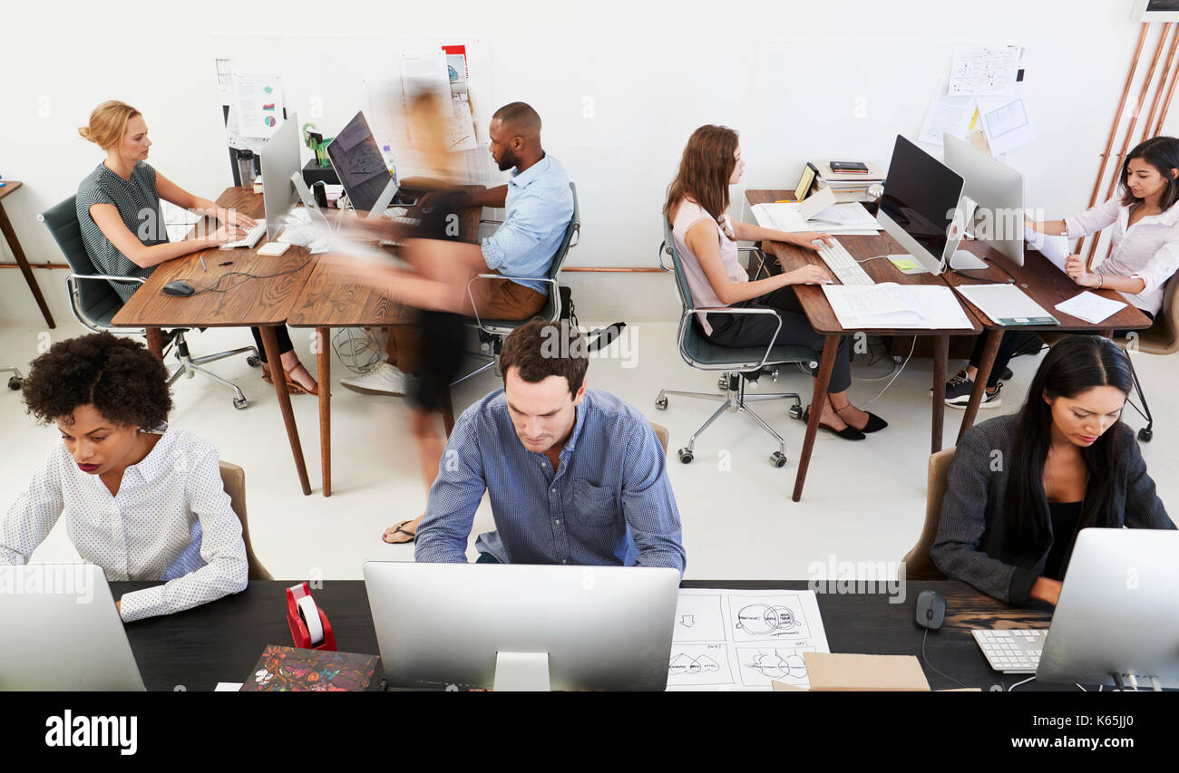 Open plan office computers hi-res stock photography and images - Alamy