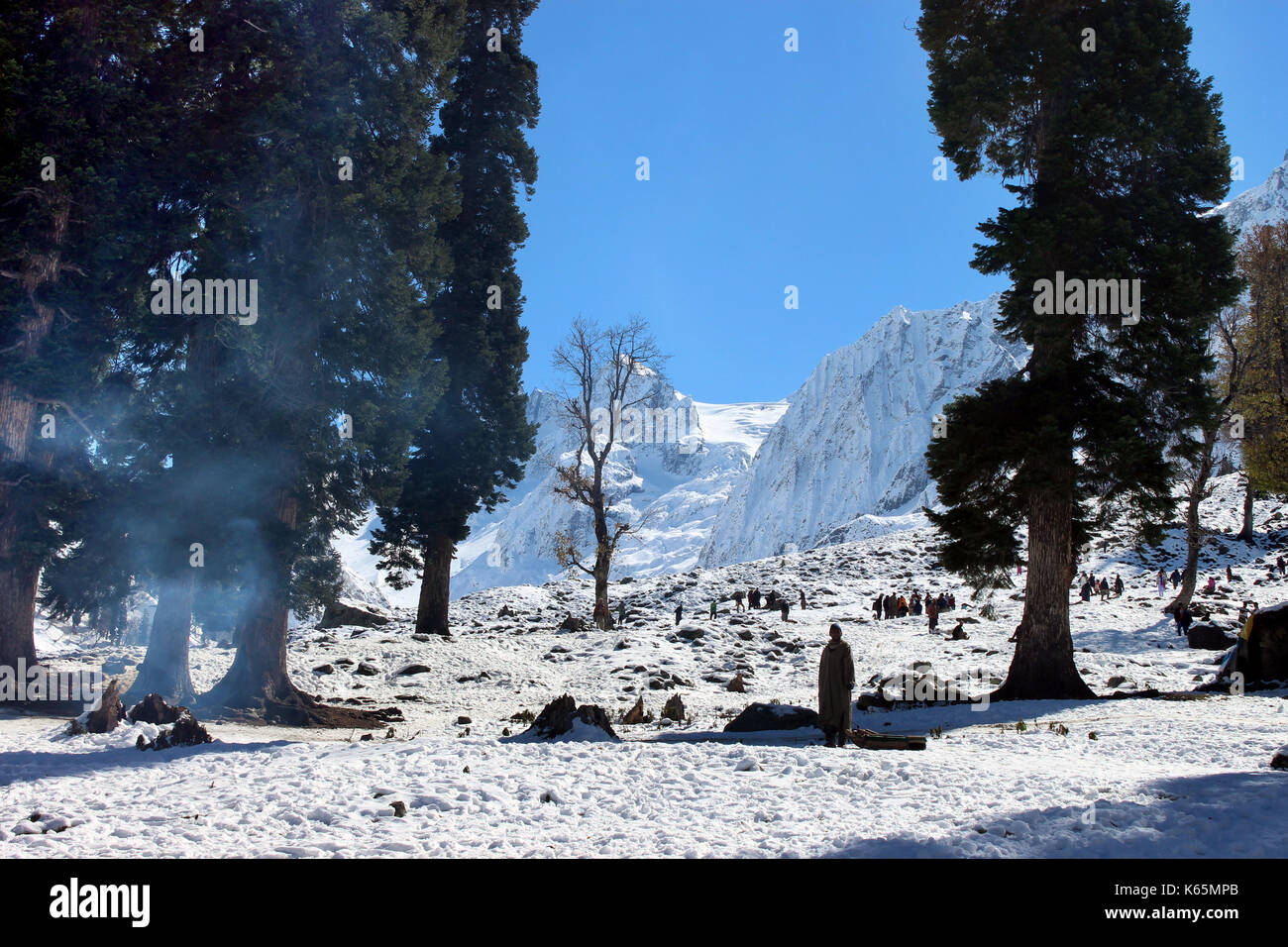 Sonmarg snow hi-res stock photography and images - Alamy