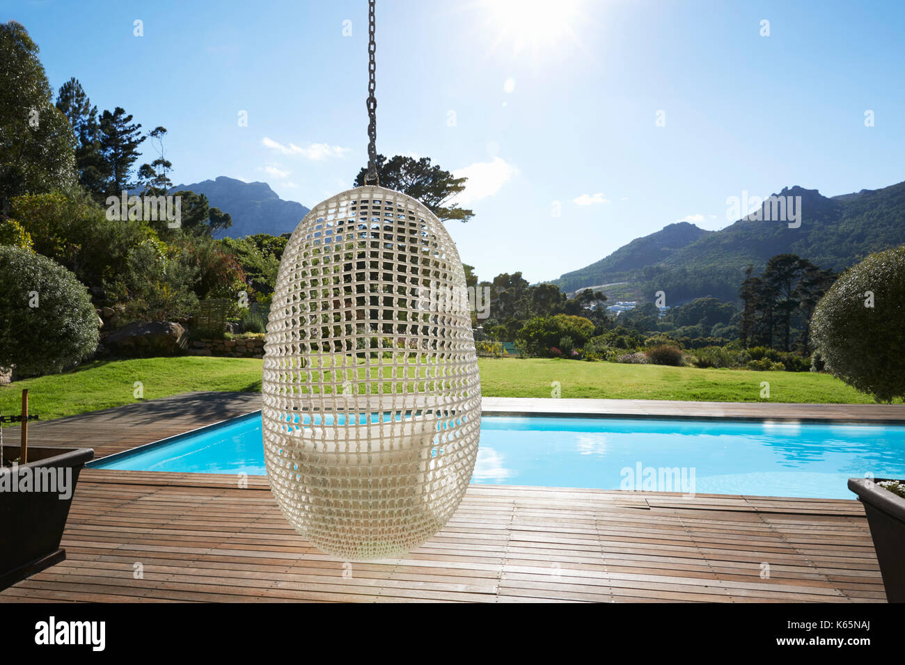 Suspended swimming pool hi-res stock photography and images - Alamy