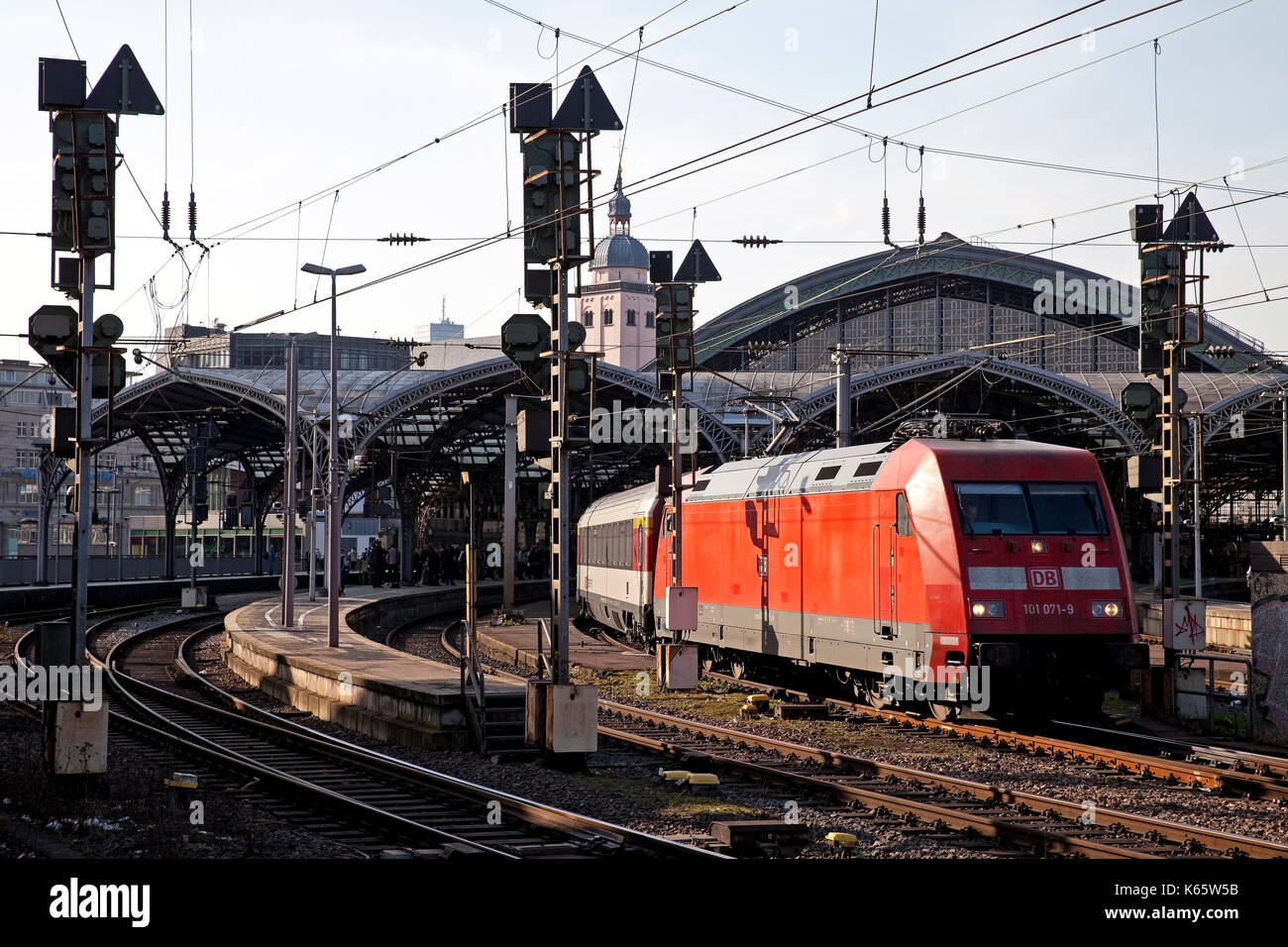 Cologne central station hi-res stock photography and images - Alamy