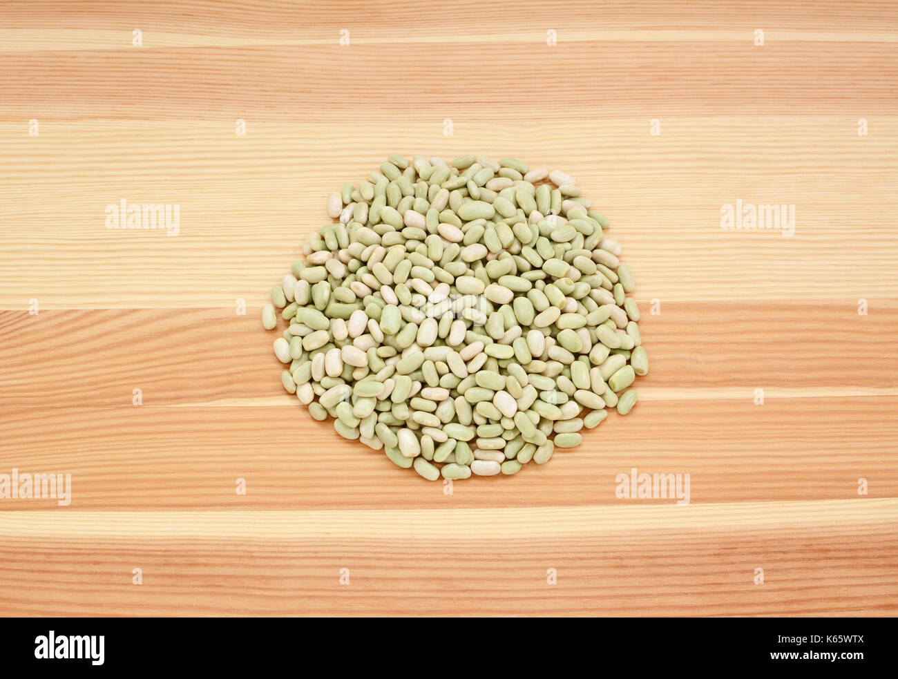 Flageolet bean beans healthy food hi-res stock photography and images ...
