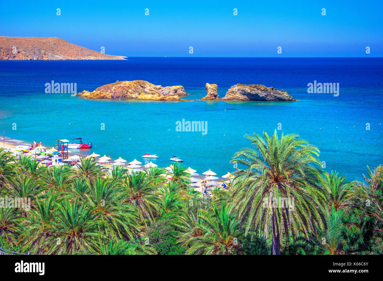 Scenic landscape of palm trees, turquoise water and tropical beach, Vai ...