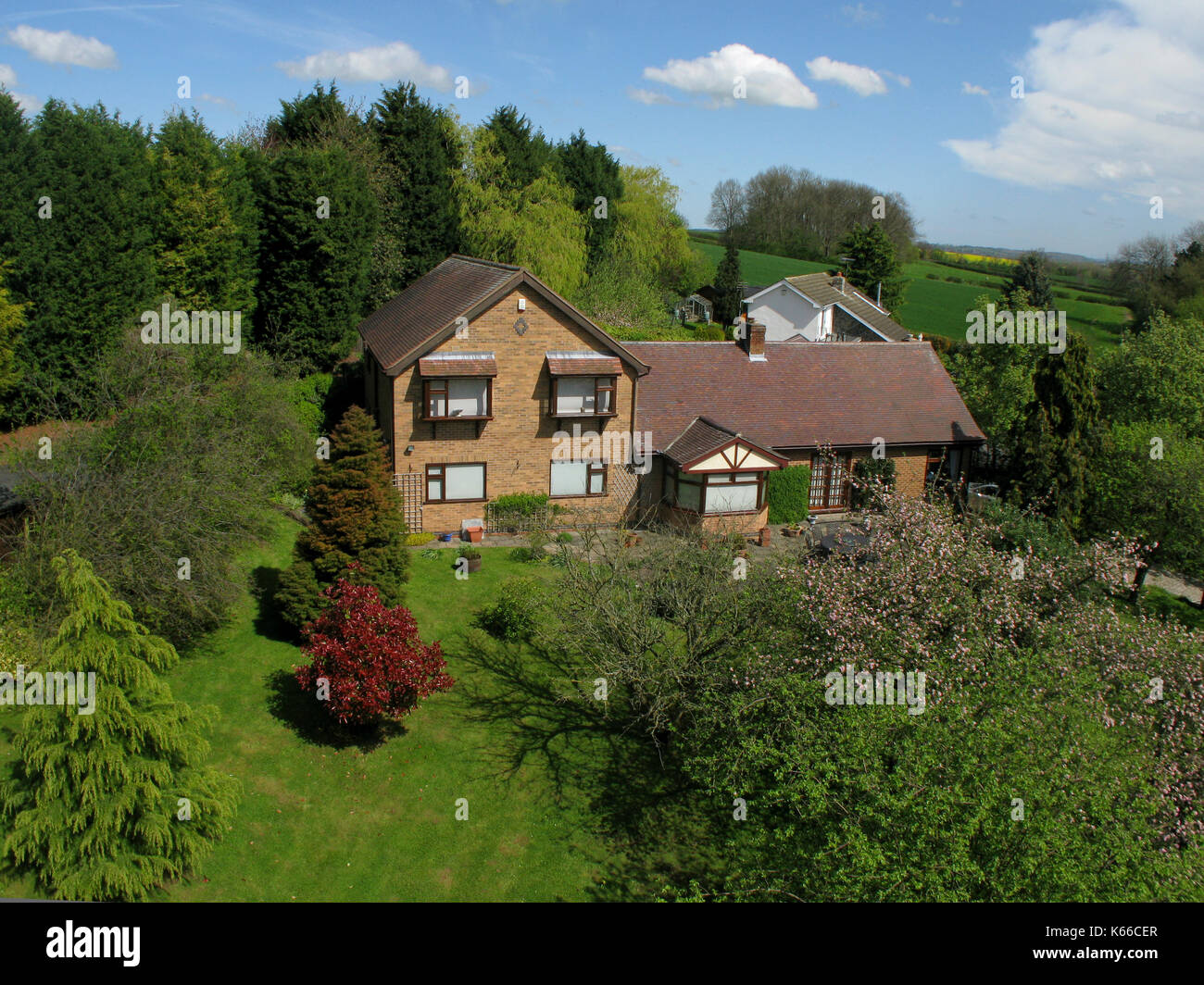 Aerial view extended family hi-res stock photography and images - Alamy