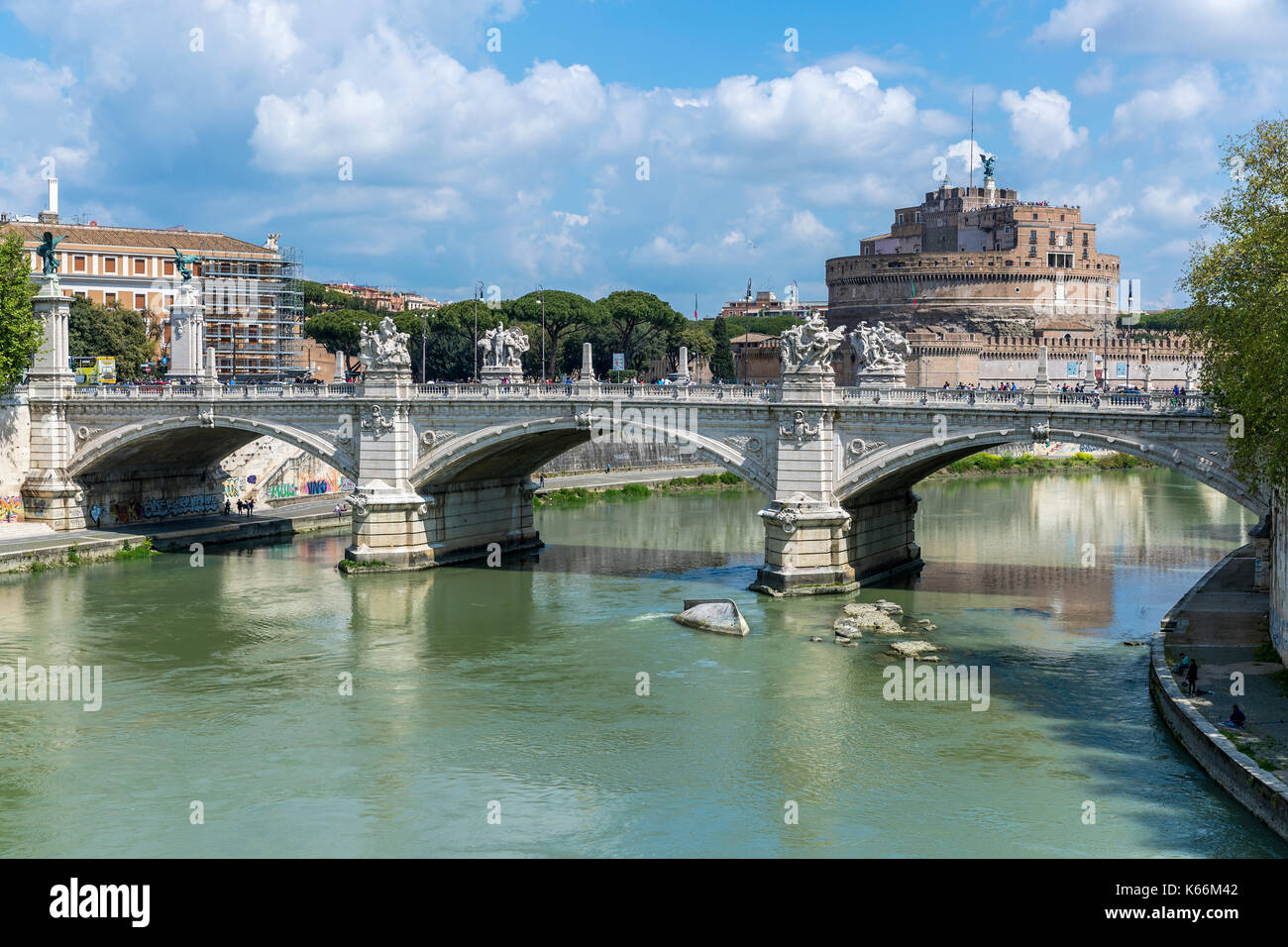 The Mausoleum of Hadrian and Ponte Principe Amadeo Savoia Aosta seen ...