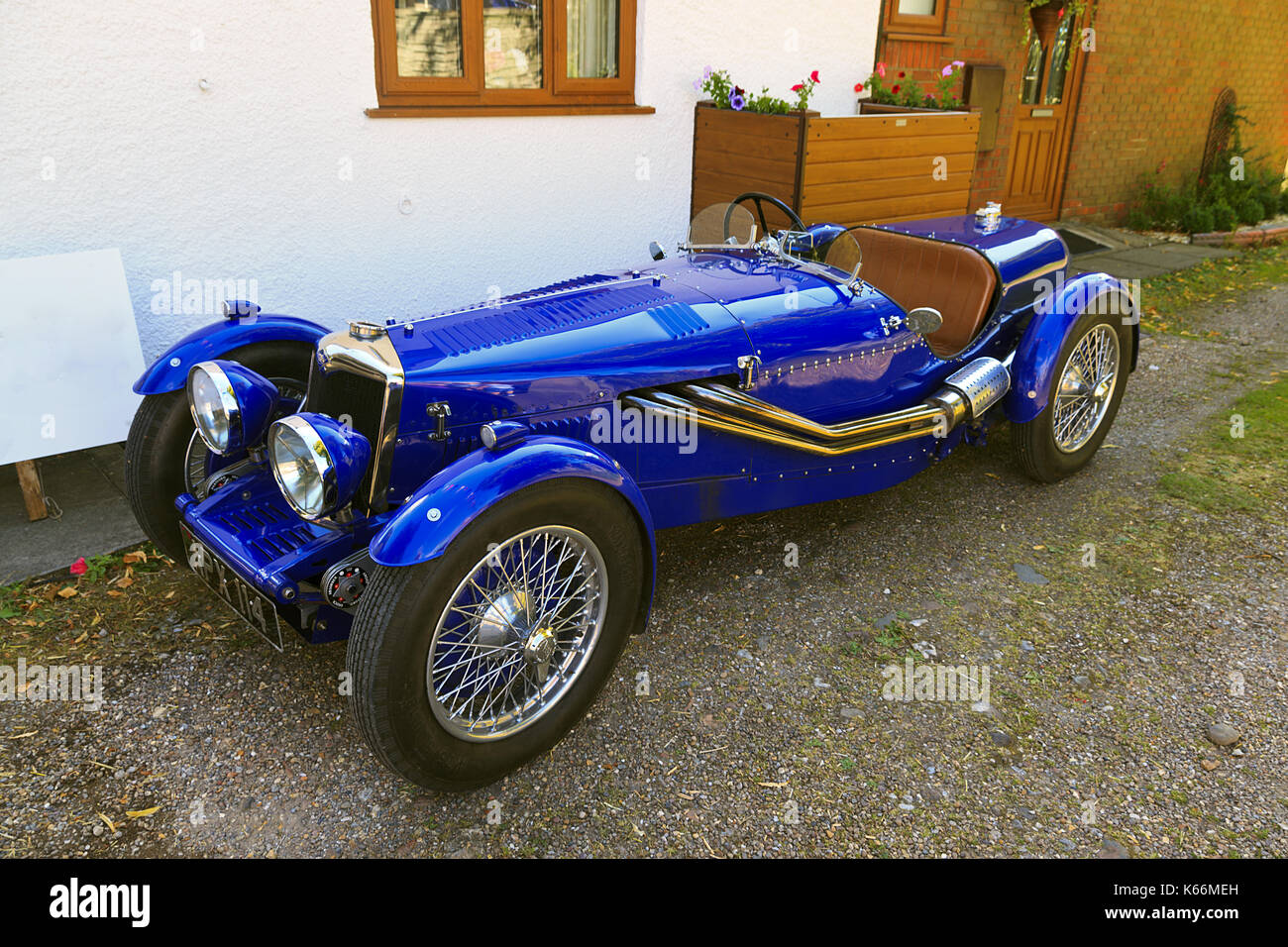 Vintage riley sports car hi-res stock photography and images - Alamy
