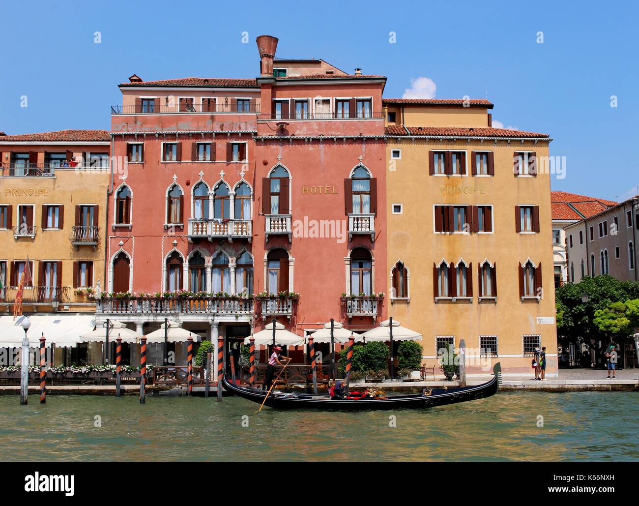 The maze of venice hi-res stock photography and images - Alamy
